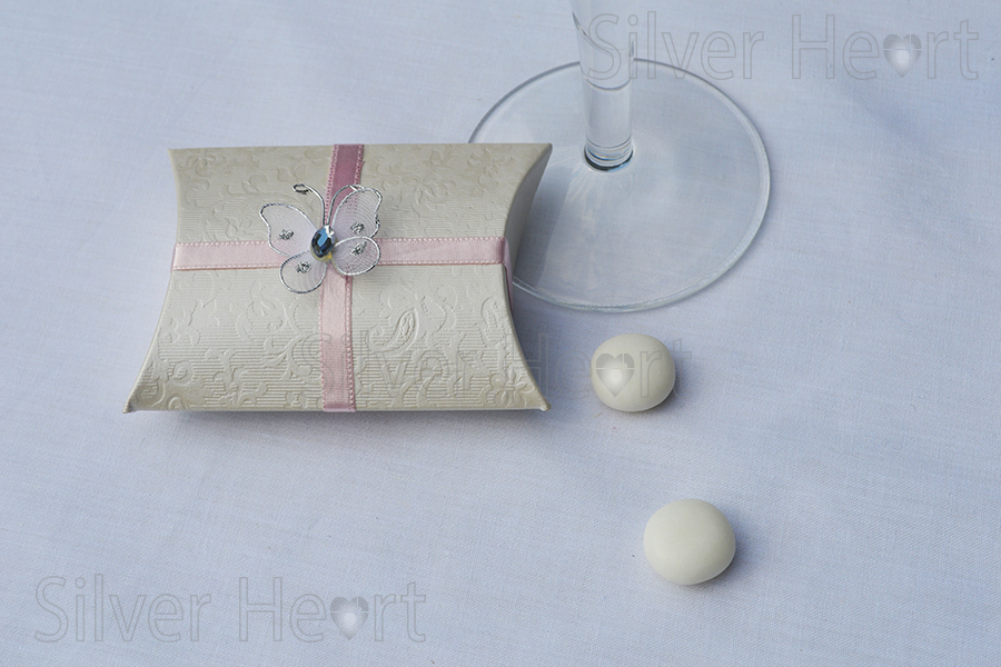 Ivory Applique Bustina wedding favour gift box, made from card with ...