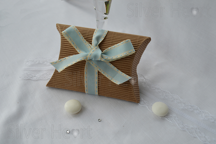 Ribbed Kraft bustina, wedding favour/ gift box, made from recycled ...